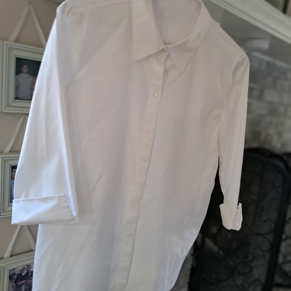 Liz Claiborne | Tops | Ladies Blouse | Poshmark